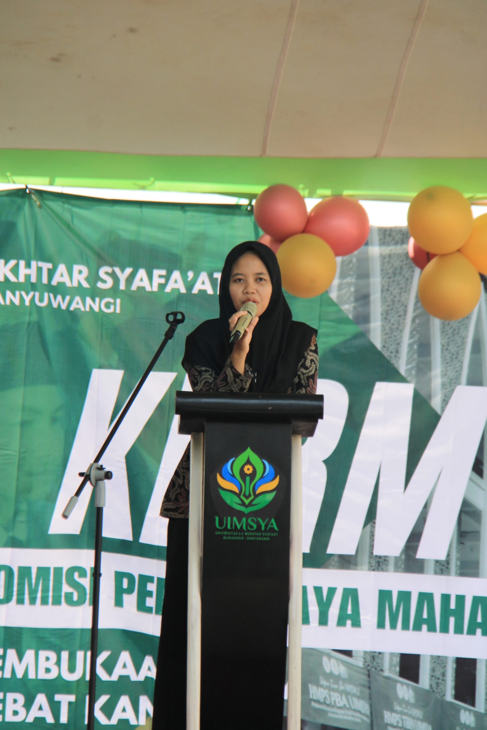 Rektor UIMSYA Blokagung Banyuwangi buka KPRM : Jadilah pemimpin yang Kompeten dan berintegritas ...