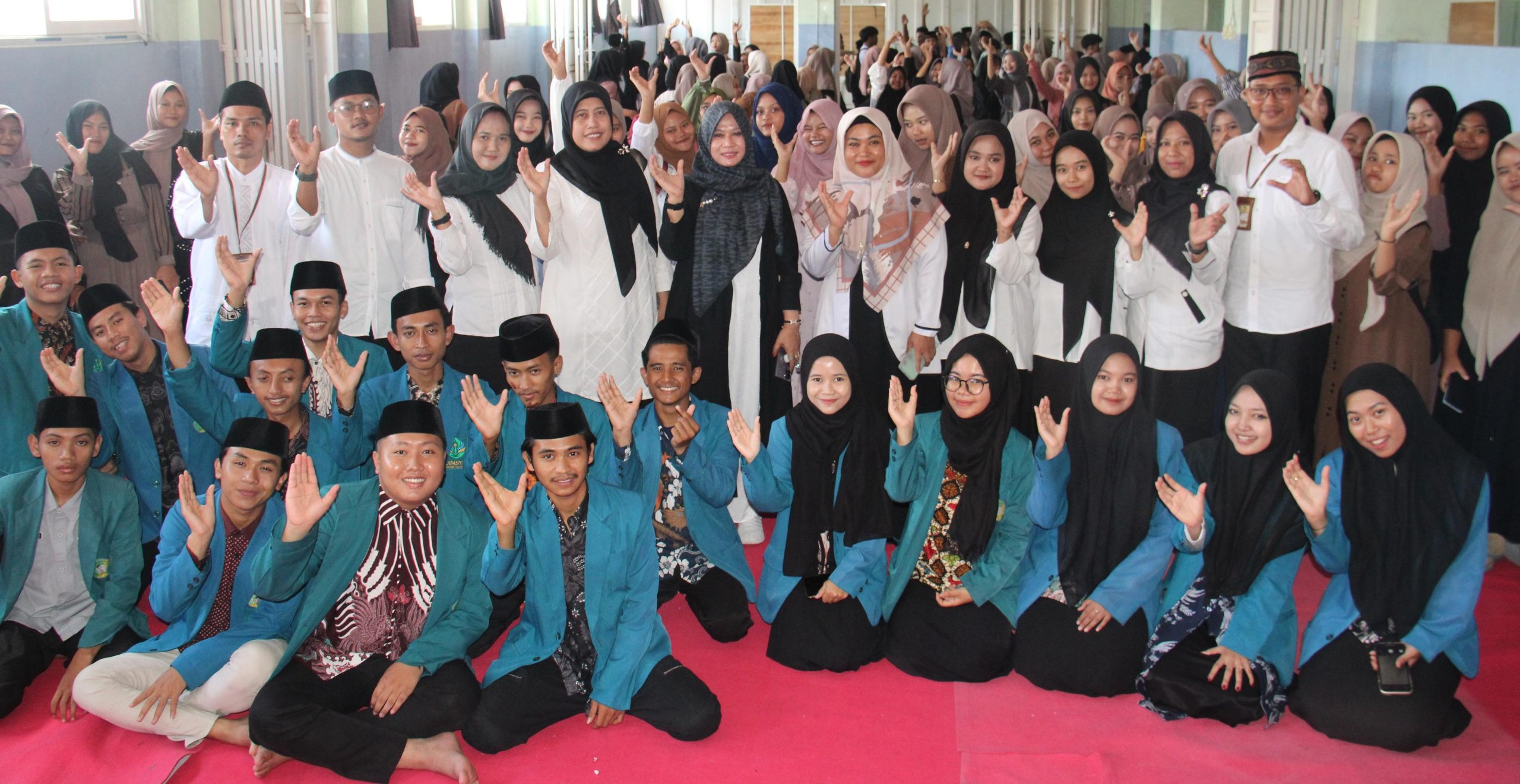 DEMA FTK UIMSYA Gelar Kegiatan Safari Ramadan di SMK 17 Agustus 1945 Muncar - Universitas KH ...